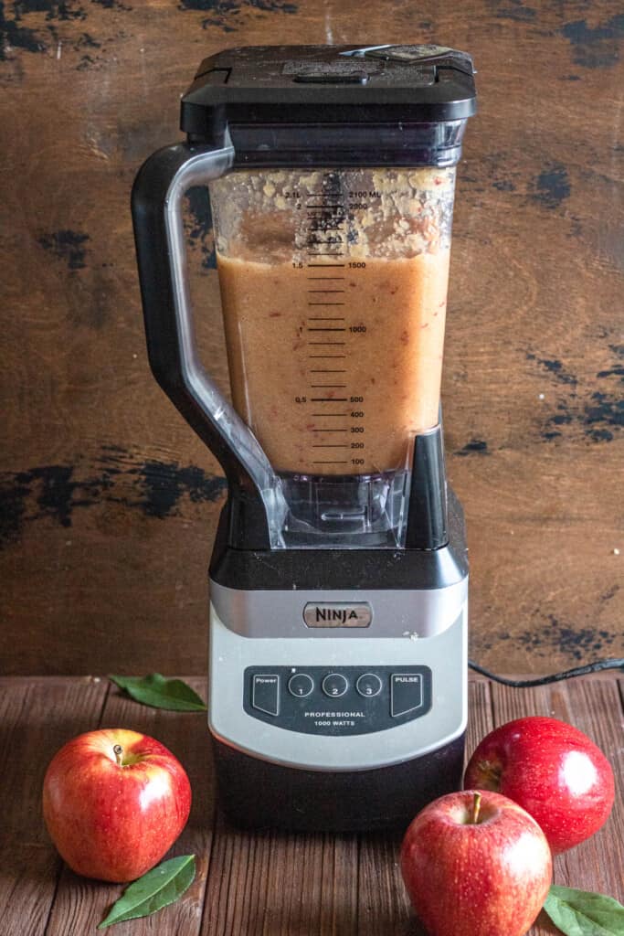 Homemade Apple Juice | The Butter Half